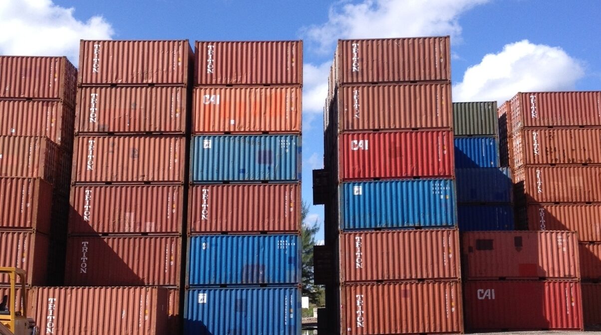 Buying Shipping Containers: A Complete 2025 Buying Guide